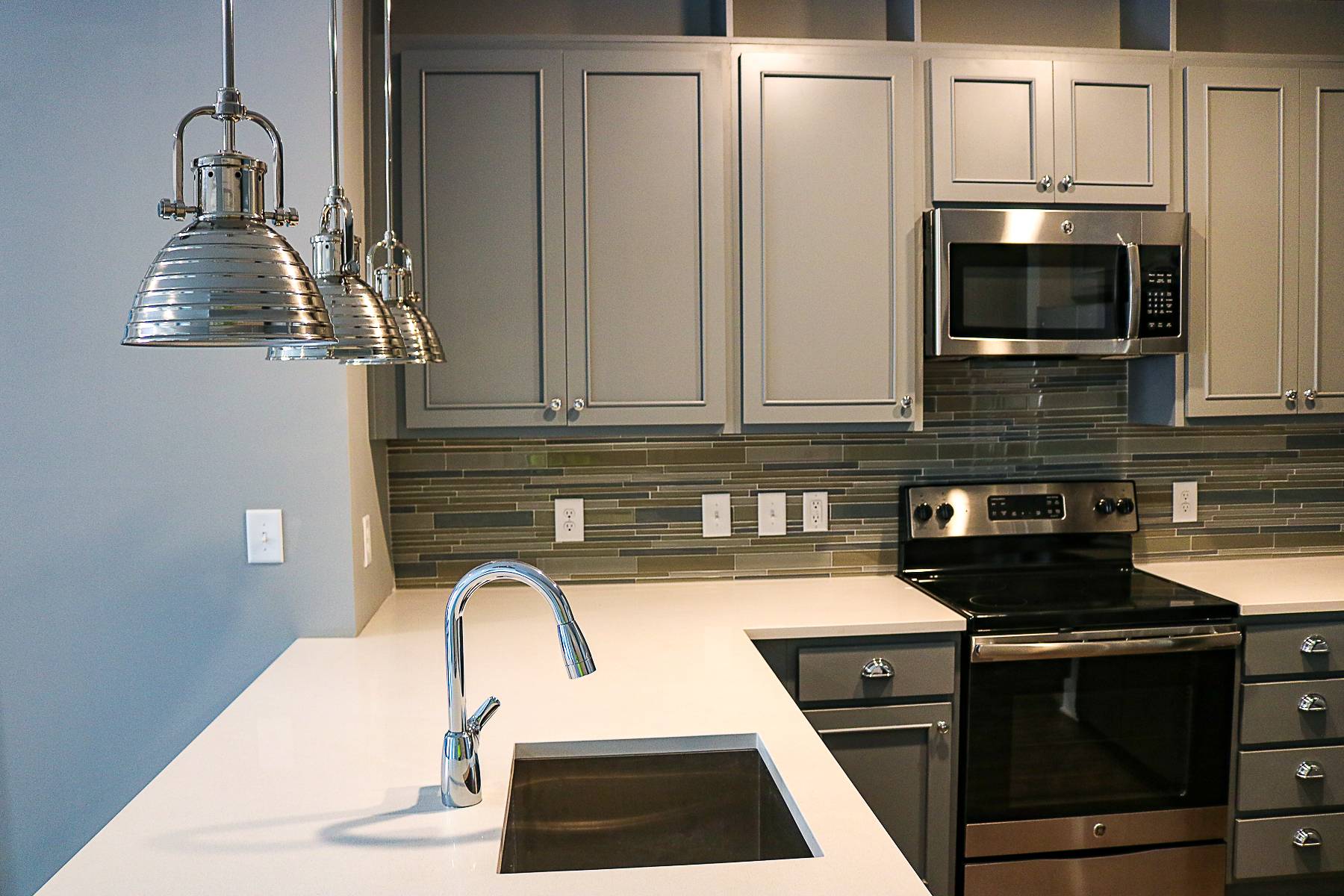Home Features - Carolina Square in Chapel Hill, NC